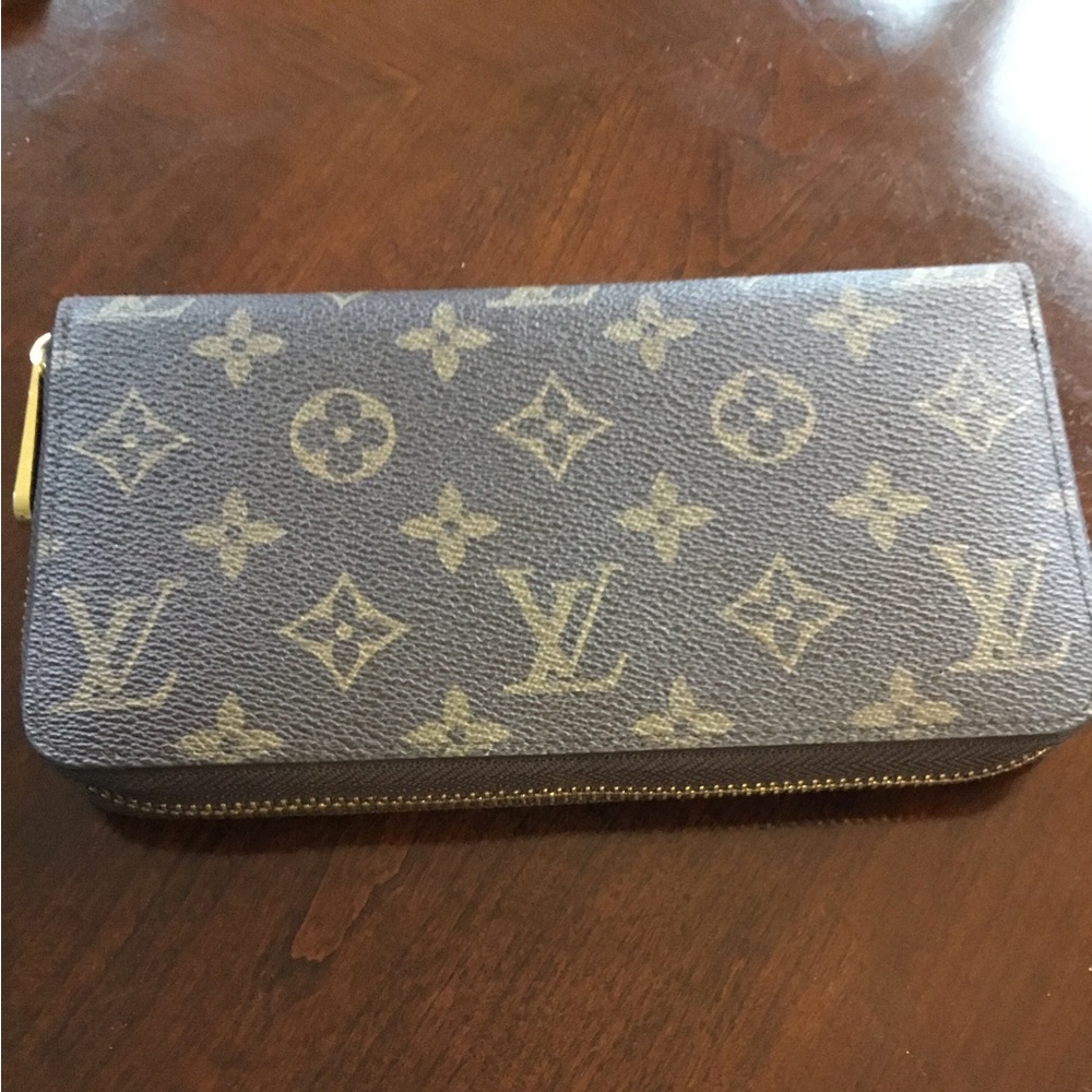 Monogrammed Louis Vuitton Canvas Brown Leather Zippy … - Gem